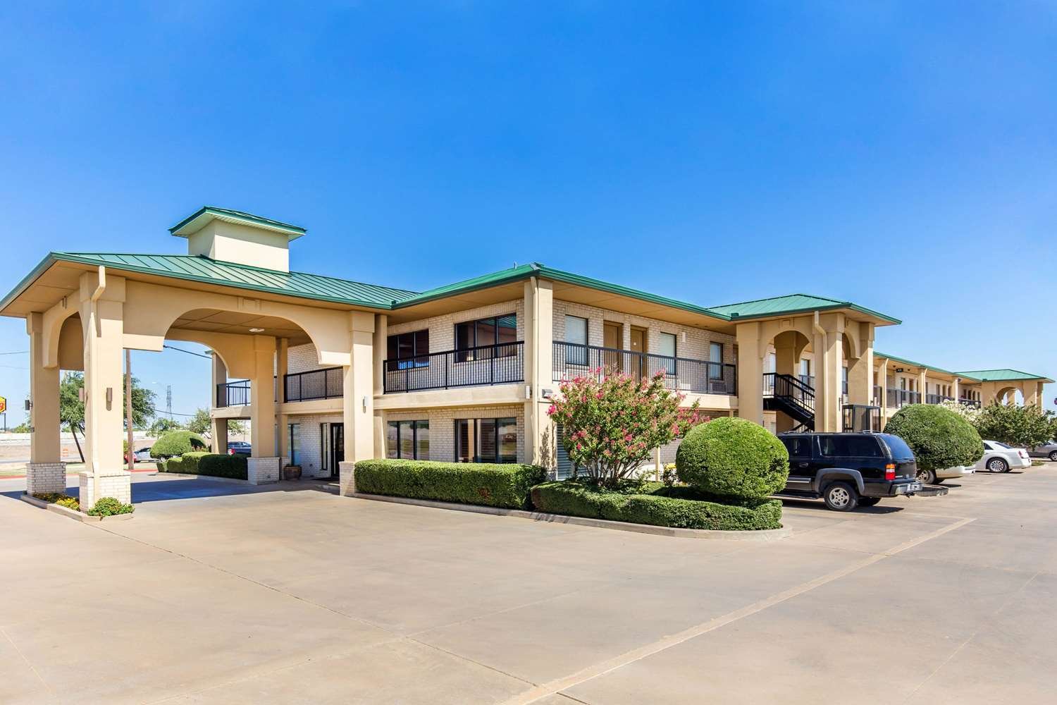 Quality Inn & Suites Abilene™ a Budget Hotel In Abilene Texas